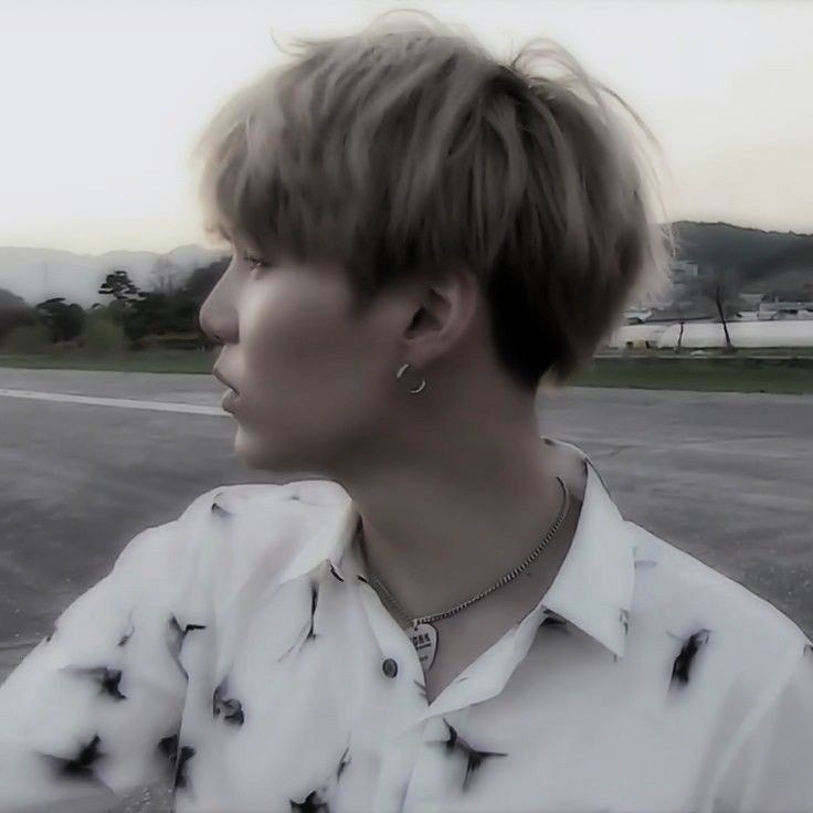 Bts Community Post علقت في شباك حبك و نسيت انا ما يعلق في شباك