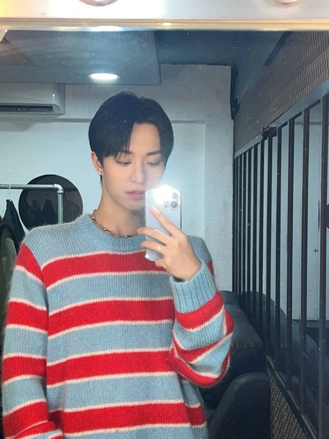 Atbo 커뮤니티 포스트 보트 늦었지만 첫 팬미팅 보트 덕분에 너무 행복했어요 그 때부터 목도 몸도 안좋았는데 점점