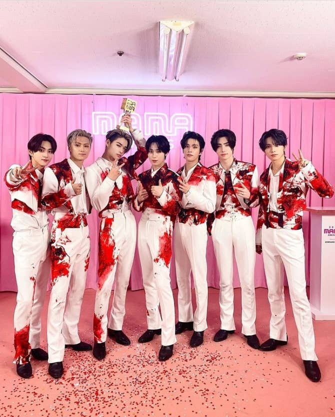 ENHYPEN Community Posts - Someone said Enhyphen's Mama fit made them ...