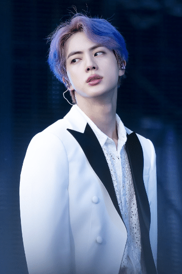 BTS Community Post - Feliz cumpleaños querido Jin, espero que desde el servicio te lleguen los ...