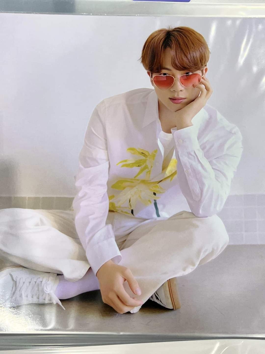 BTS 커뮤니티 포스트 - Happy birthday WWH seok-jinnie 🎉🎉🎉🎂🎂🎂💜💜💜 I miss you so ...