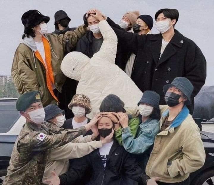 BTS Community Post - Let's wait to see our OT7 picture one last time 🥺 #BTS