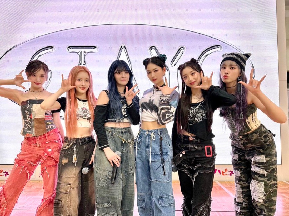 Stayc Community Posts 스테이씨 늦었지만 미니라이브와 특전회 수고했어 사실 너무 떨려서 하고싶은 말을