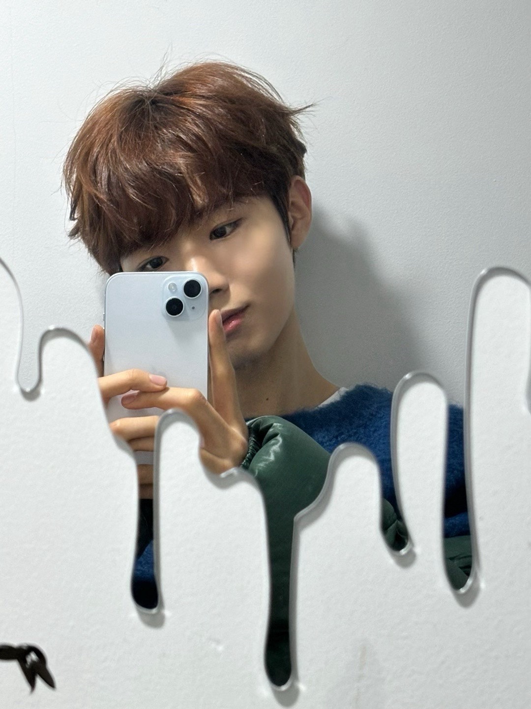 WHIB Community Posts - 흘러내려 slay..in my - WONJUN