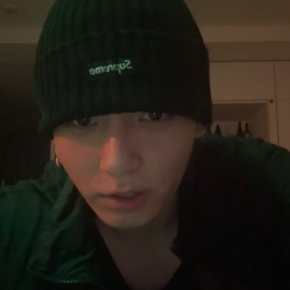 Bts Community Post 오빠 진짜 고마워요 어디에 있어도 계속 사랑하고 마음은 계속 곁에 있습니다🫶🏻 보라해💜