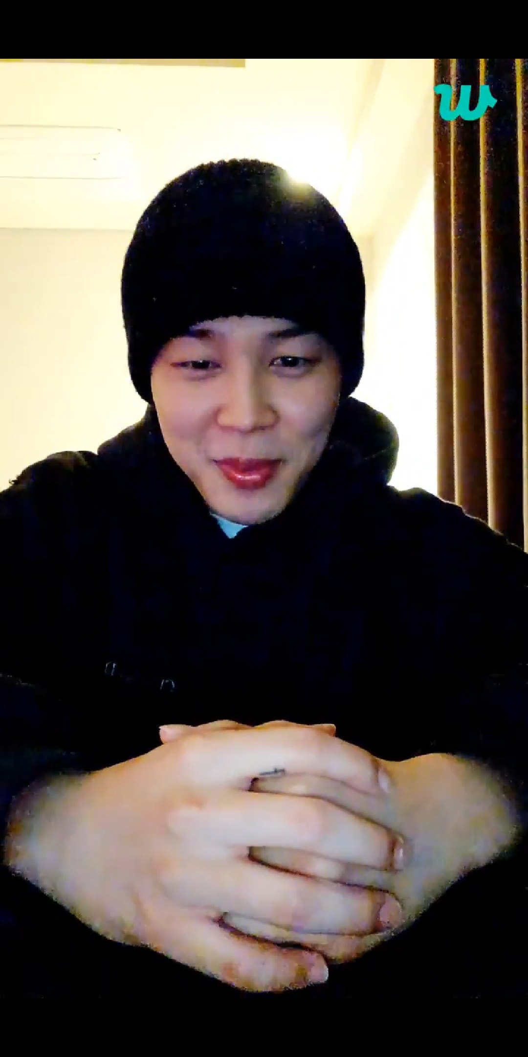 BTS Community Post - Jimin exposed his head. Jimin's last live. Hello ...
