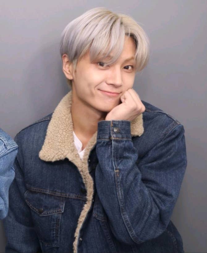 ENHYPEN Community Post - Day 9：Jay doing Aegyo 🐈‍⬛ how can he be so ...