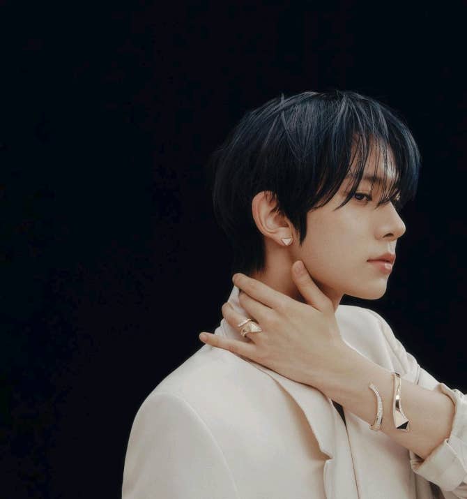 ENHYPEN Community Posts - I'm not ok... stooooop, you're look so very ...