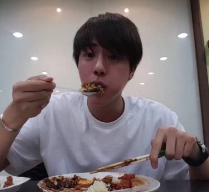 Bts Community Post ジンくん💕 ご飯のお供にイートジン🍚 これ最高ね💖 🧷weverse To Jin Dear