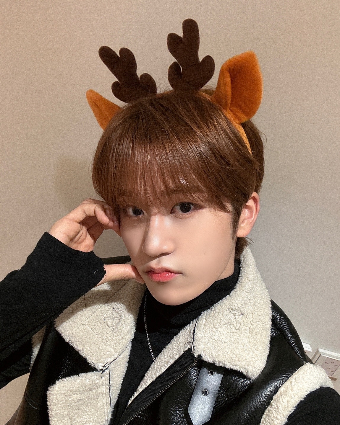 Lun8 커뮤니티 포스트 메리 크리스마스🎄🥳 쭌돌프가 어디든 바래다 줄게요🦌 바래다 줄게😏 준우