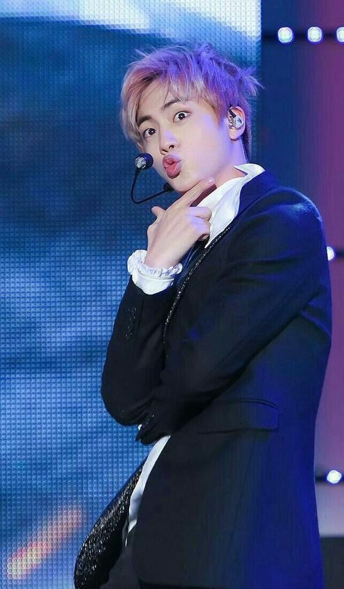 BTS Community Post - 28/12/2023 Day 381 of Jinie at the military service Days left: 167 💜 ...