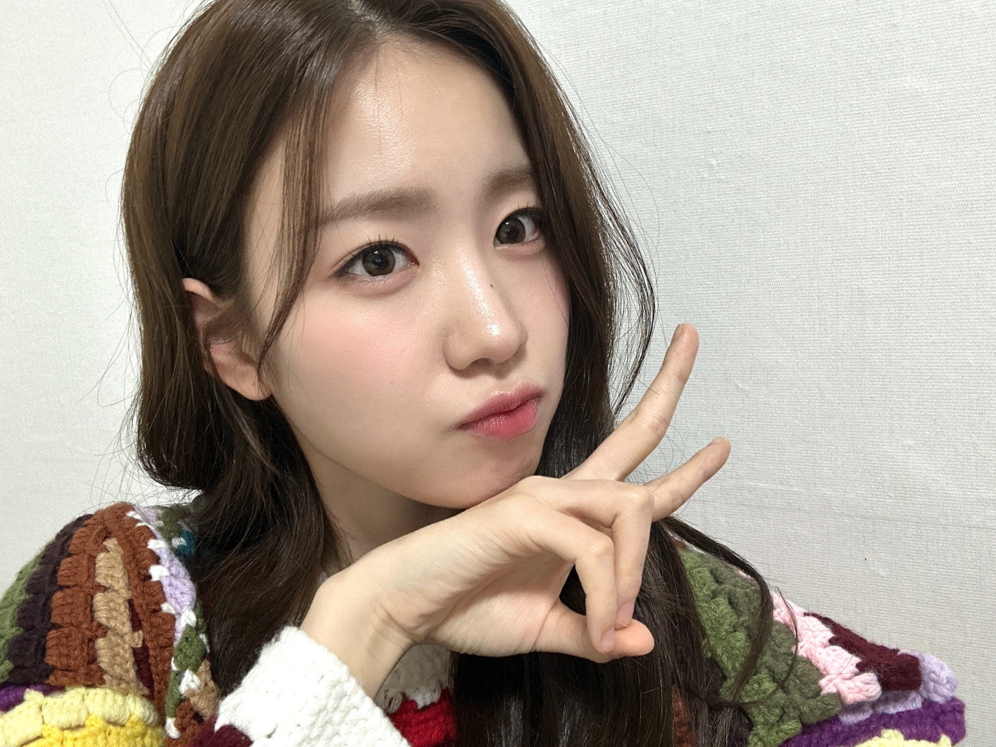 Wooah Community Posts 4월이다 와우 설렌다아 얼른 보고싶네💗🌸 어김없이 돌아온 월요일이니까 완전완전