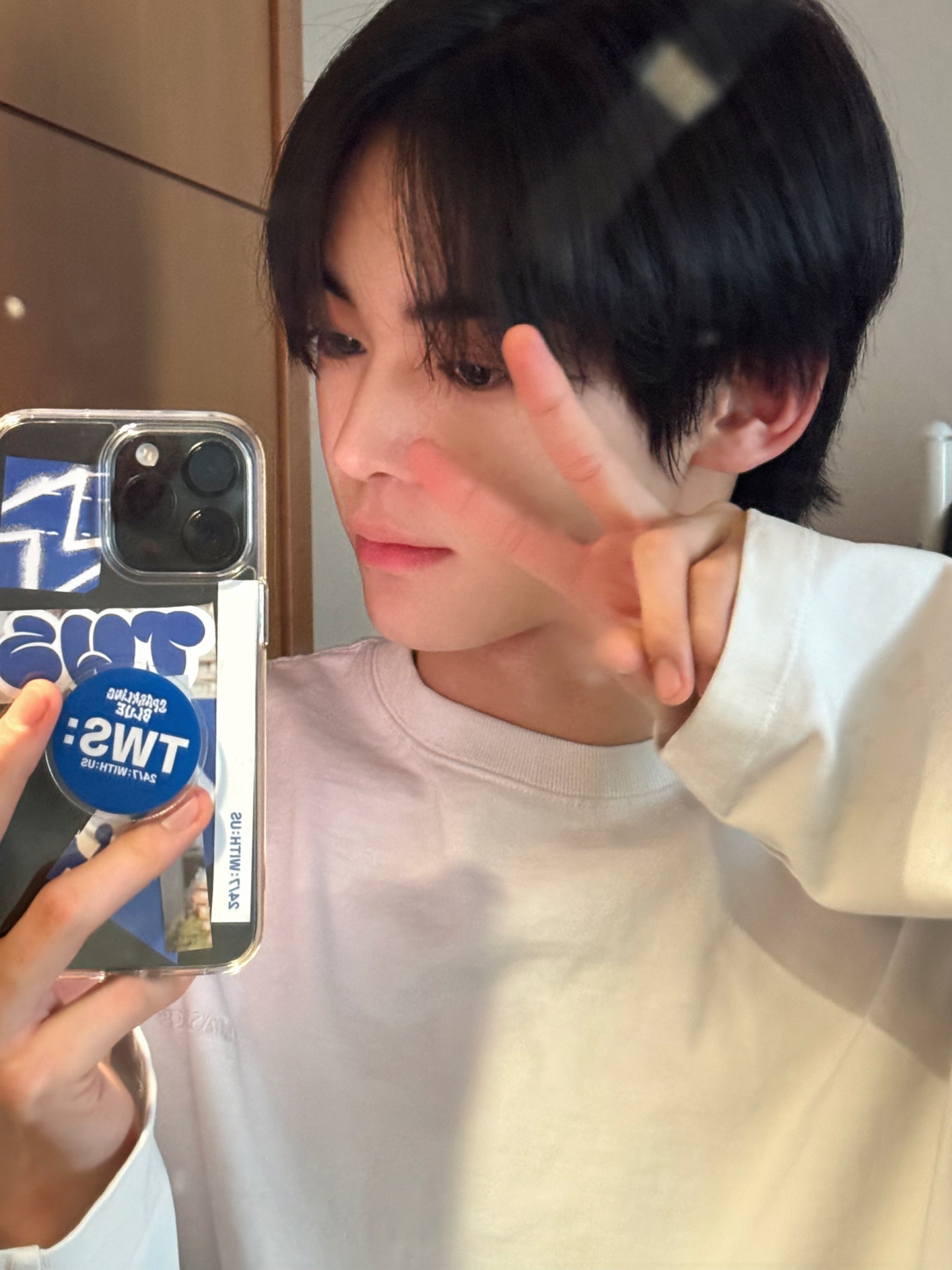 TWS Community Post - 우리42분들!한진 왔어요!!!💙💙💙 我们的42们！韩振来了!!!💙💙💙 - HANJIN