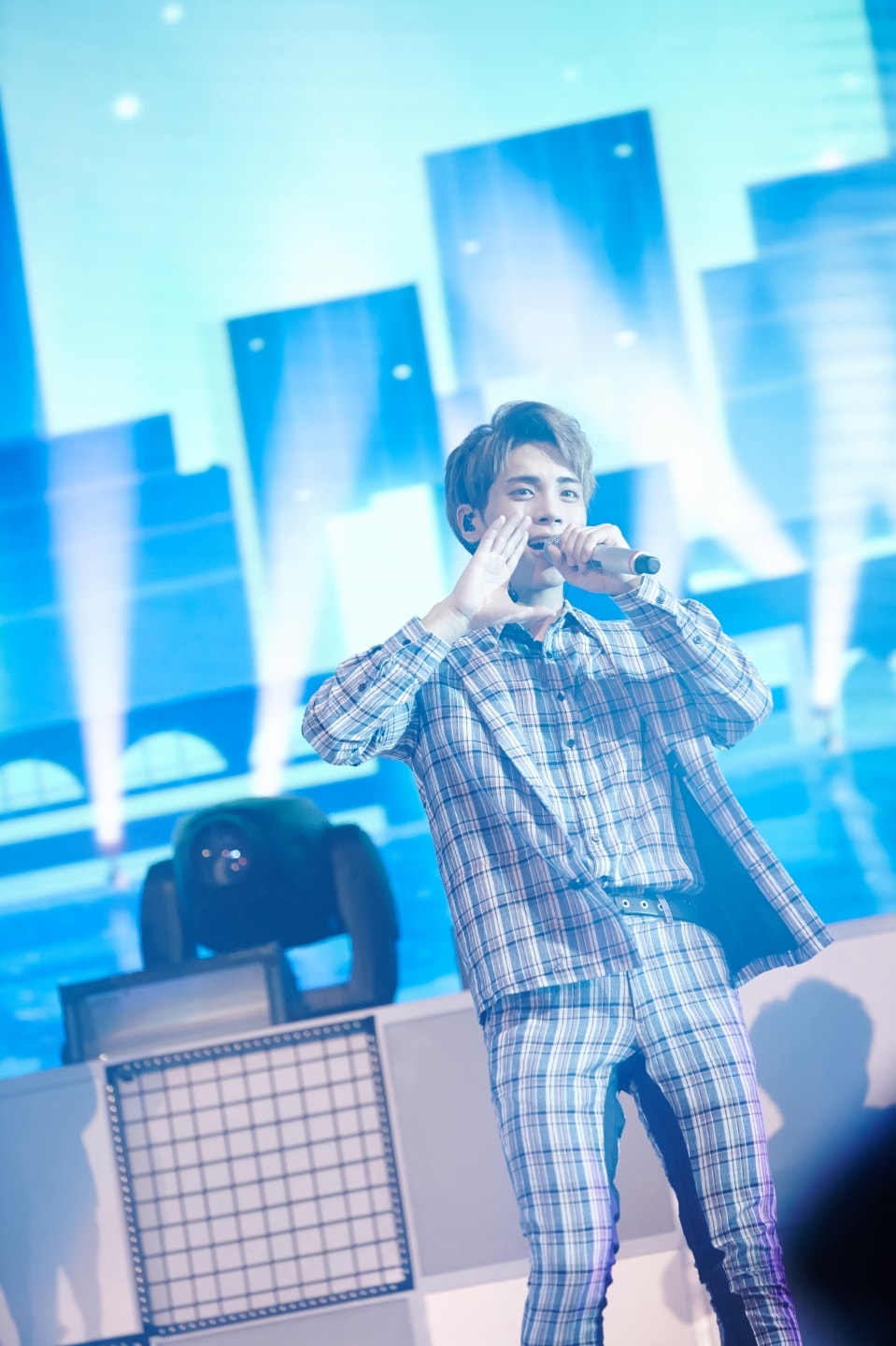 Weverse SHINee Media