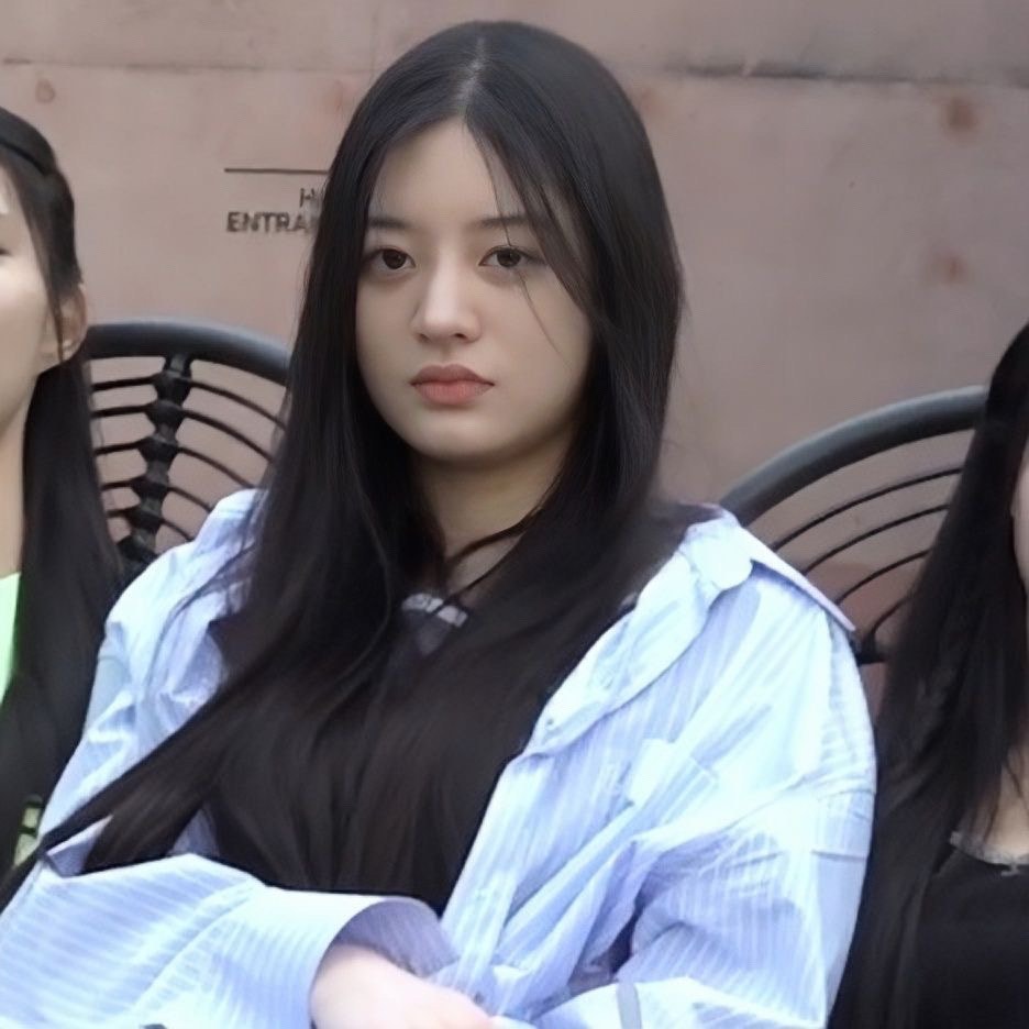 ILLIT Community Post - belift so when is your plan to give us illit ...