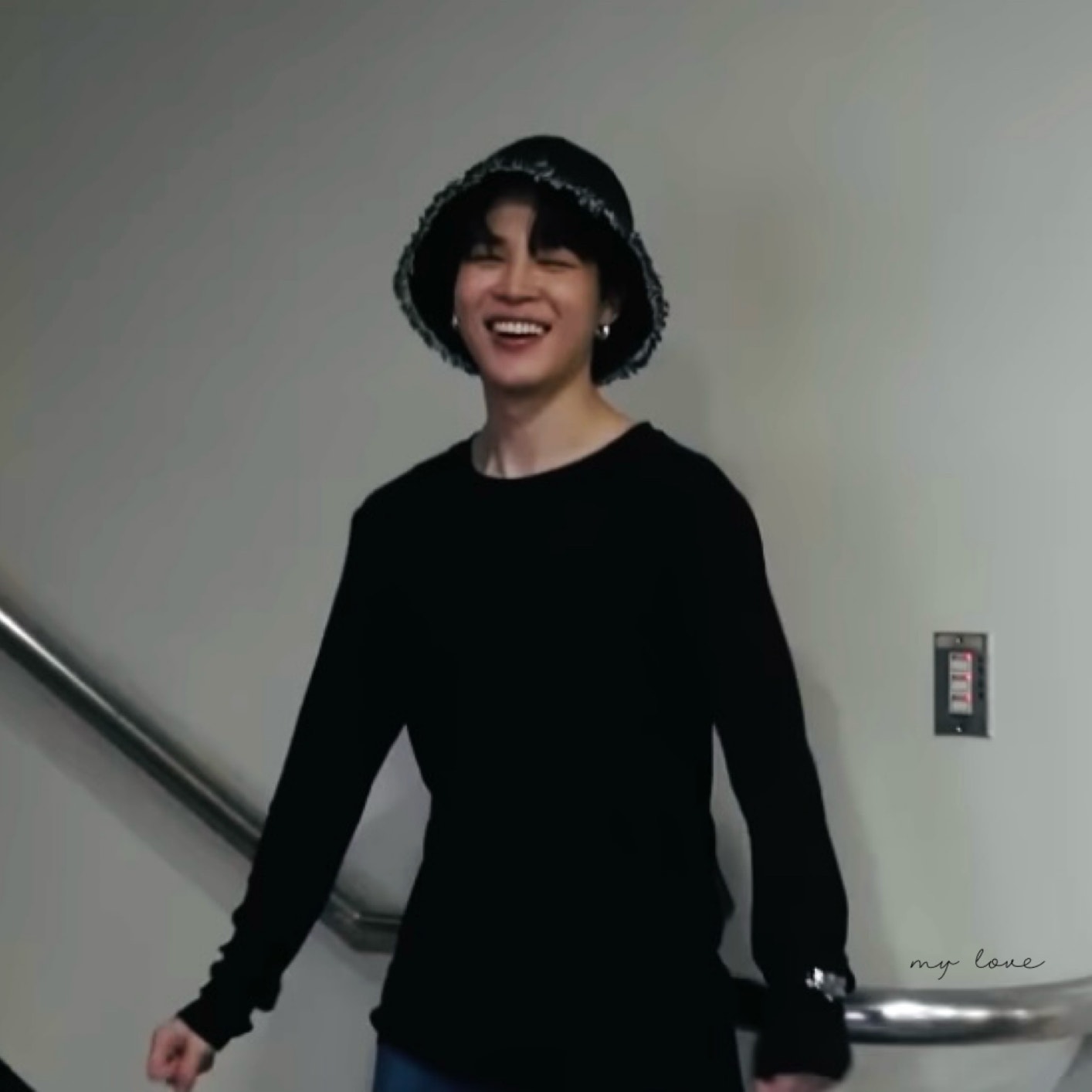 Bts Community Posts 지민시🤠지민씨 ìˆ˜ê³ í•˜ì…¨ìŠµë‹ˆë‹¤ ♡ í‘¹ì‰¬ì‹œê³ í–‰ë³µí•œ 시간 보내세요🌟 Dear Jimin