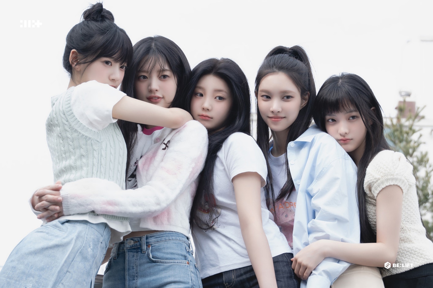 Weverse ILLIT Image - [Behind Cut] ILLIT (아일릿) ‘KT Y’ Ads Shoot