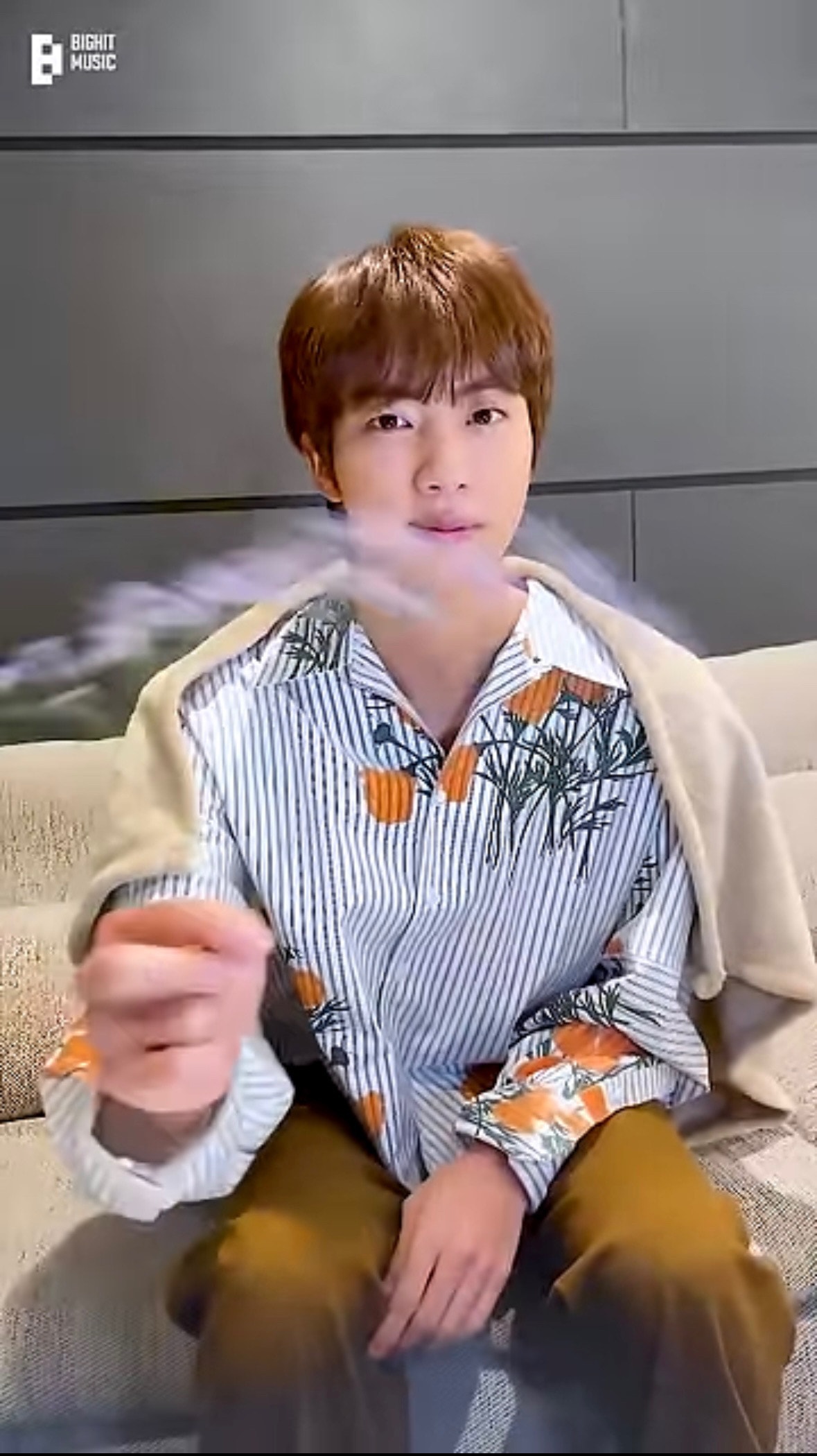 Bts Community Posts Dear Jin From Army 진군💜오랜만입니다🥰 ì´ë²ˆë‹¬ë„ 와주셔서 ê°ì‚¬í•©ë‹ˆë‹¤â˜ºï¸
