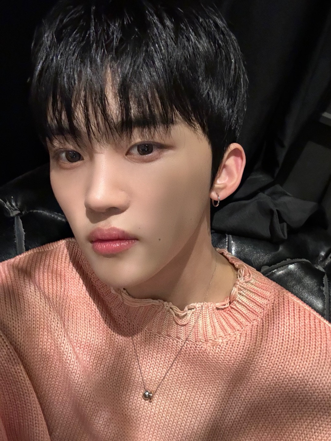 LUN8 Community Post - 이번주도 수고 많았어요! 날씨 더워졌다고 해서 춥게 자지 말고! 잘자요 ️ 방탄소년단 ...