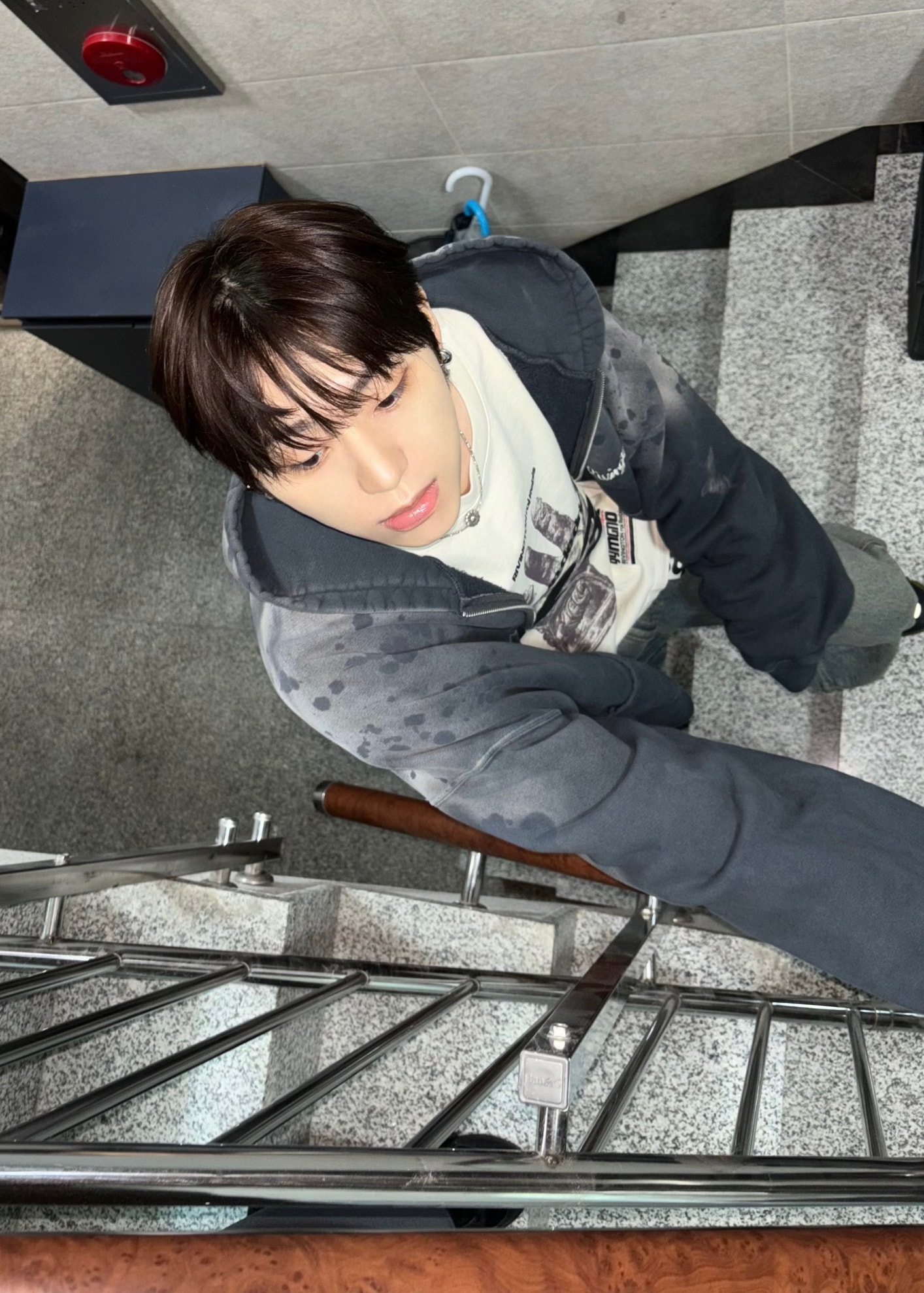 ZICO Community Post - 13주년 기념 남찍사 투척😃! - ZICO