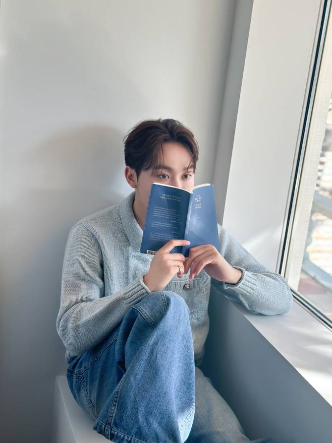 Seventeen Community Post 못 올려 준 뿌레스트 사진🤍 잘 자 캐럿들 Seungkwan