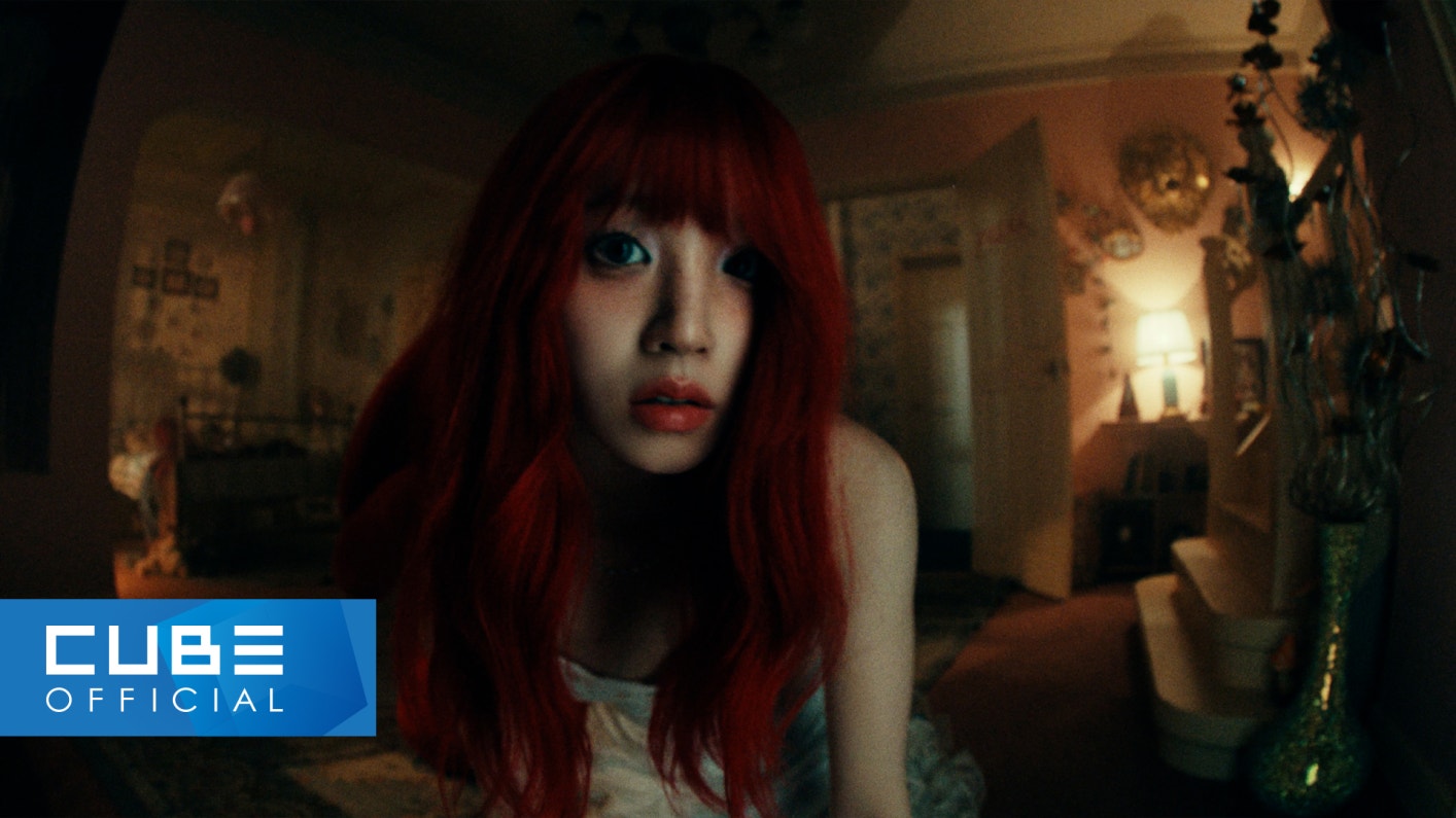 Multimedia de (G)I-DLE de Weverse - 우기(YUQI) - 'FREAK' M/V Teaser 1