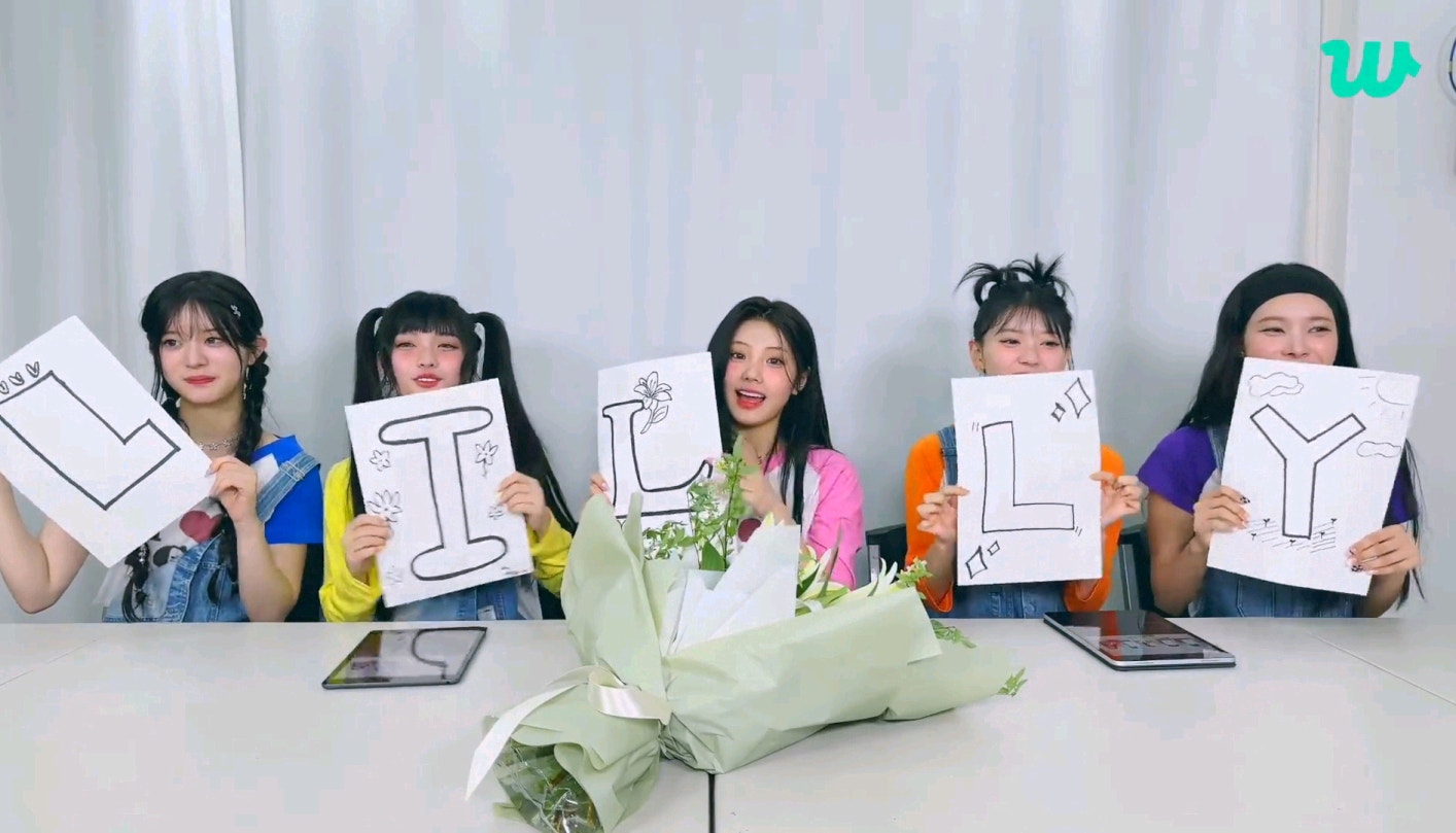 ILLIT Community Post - LILLYS, MAKE SOME NOISEEE!!! 🌸🌸 (I can already ...