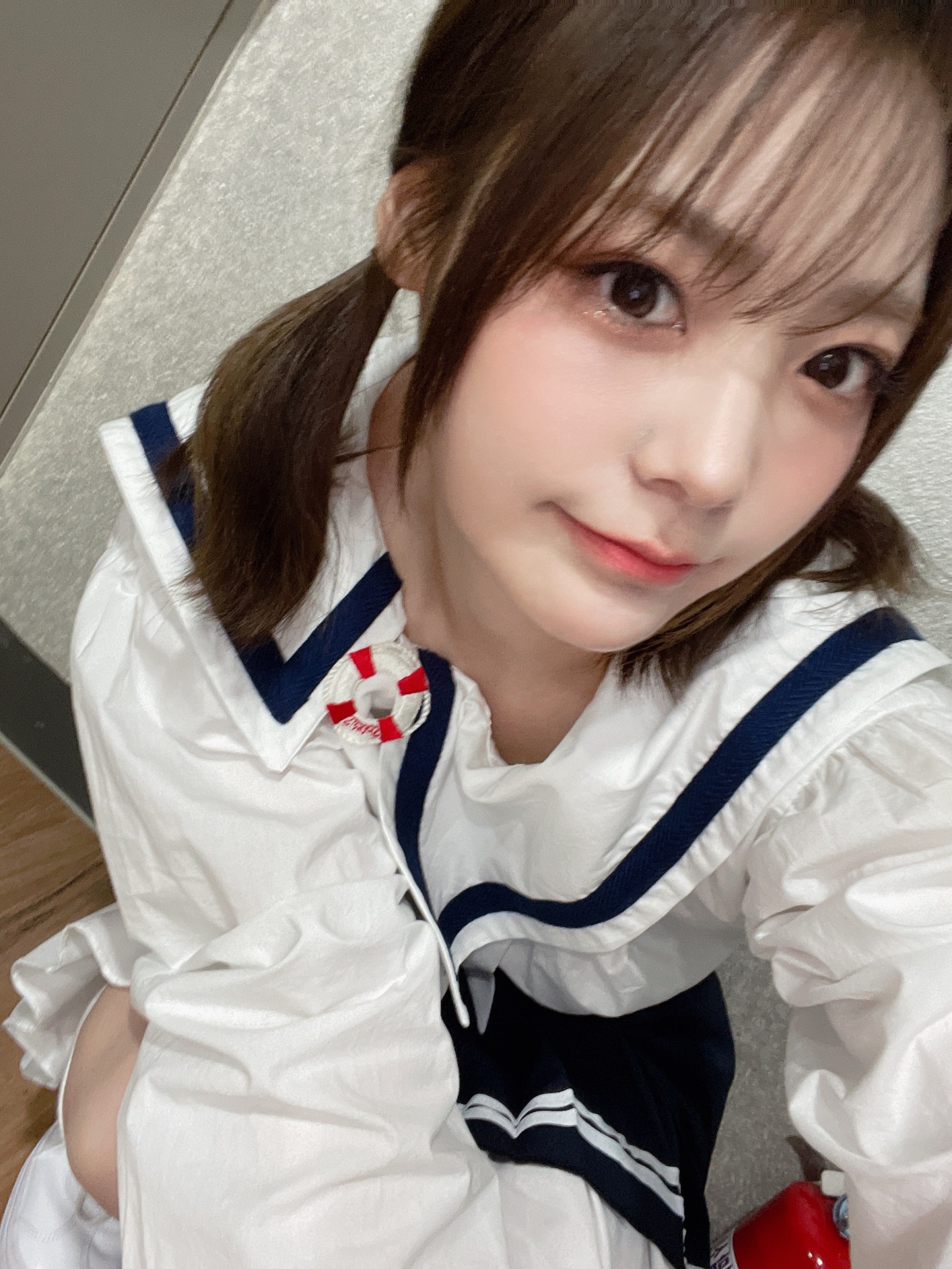 Qwer Community Posts 고민중독 4위 소식 듣고 우당탕 달려왔어 너무 고마워요 항상 우리에게 힘을 주는