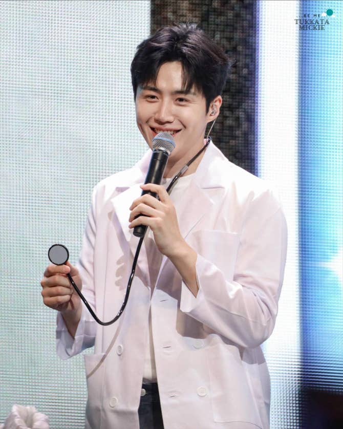 KIM SEON HO Community Post - I'm very happy to hear the news of the ...