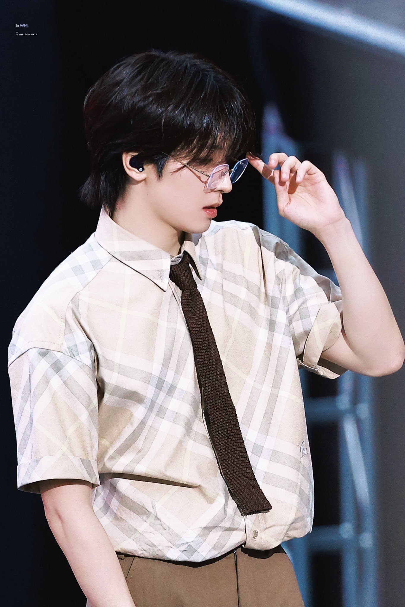 Seventeen Community Posts 💎 원우 🏻 도대체 안어울리는게 뭐야 어떤 컨셉도 가볍게 다 삼켜버리는 저너누