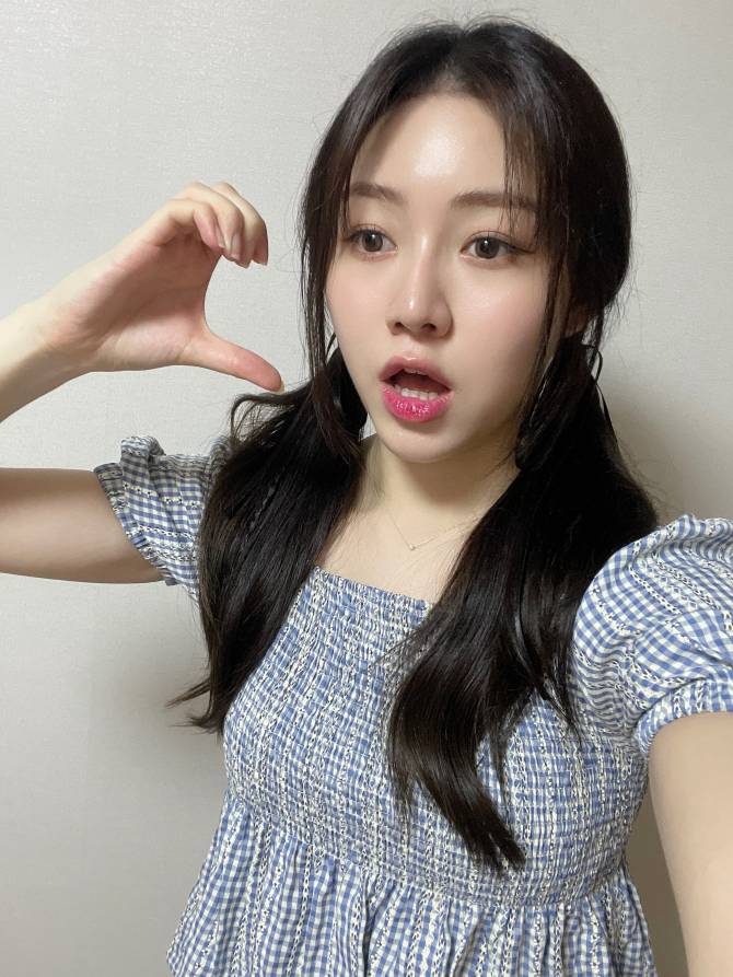 Rocket Punch Community Post 양갈래 다현 어때애🩵🫧 Dahyun