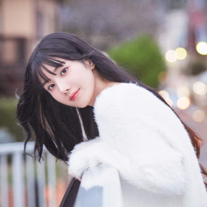 Latest Moments and Posts of KWON EUN BI