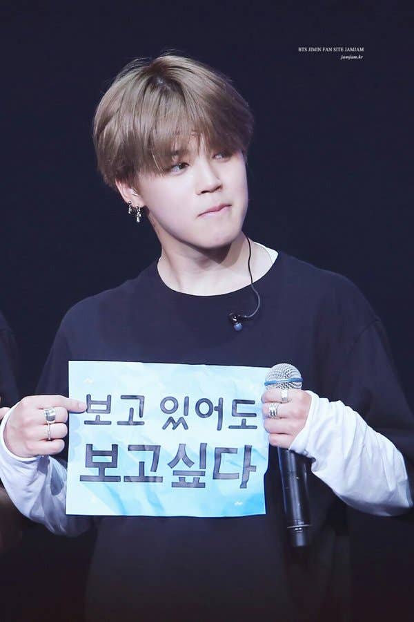 BTS Community Post - 🐣 지민시 ⏰Jimin Time 민아 건강하게 무사하게 잘 지내는 사진 봤으니 그걸로 되었다 사랑한다 자랑스러운 나의 지민시 WE ...