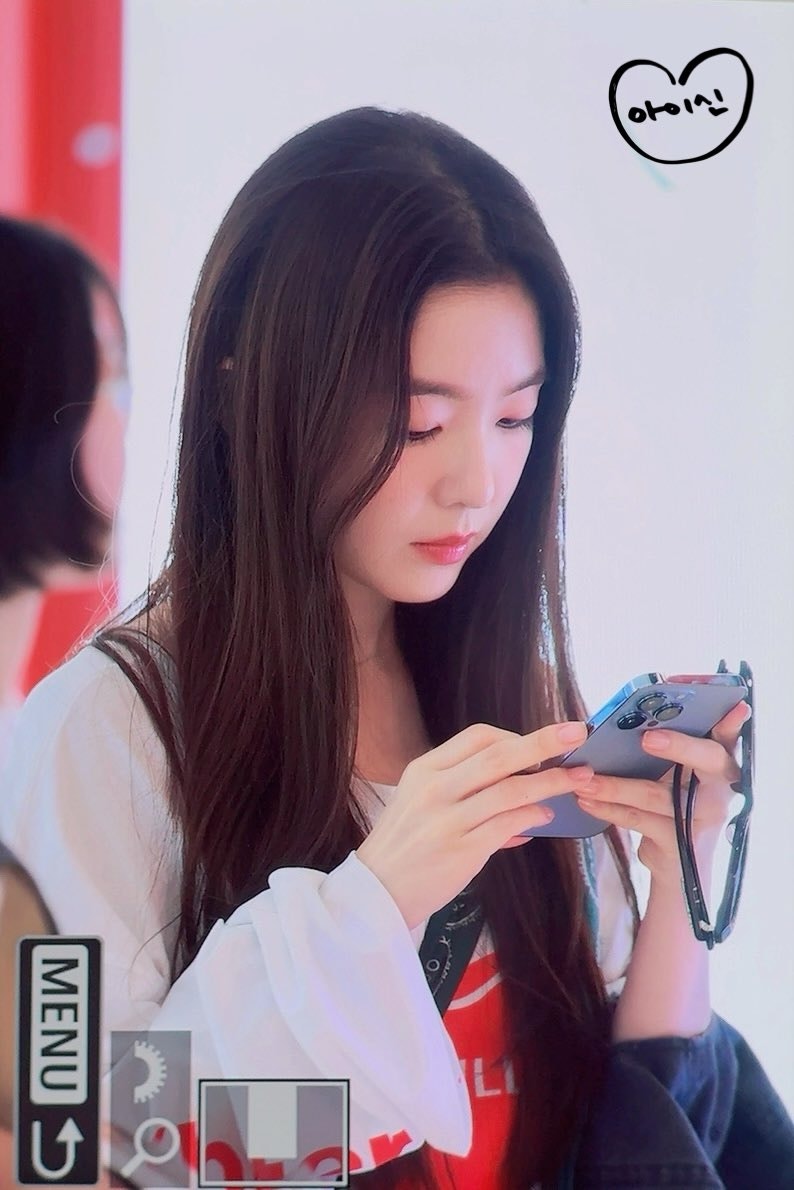Red Velvet Community Posts - 240512 Irene at NRT to ICN airport 🛫 Cr. On pict #IRENE #BAEJOOHYUN ...