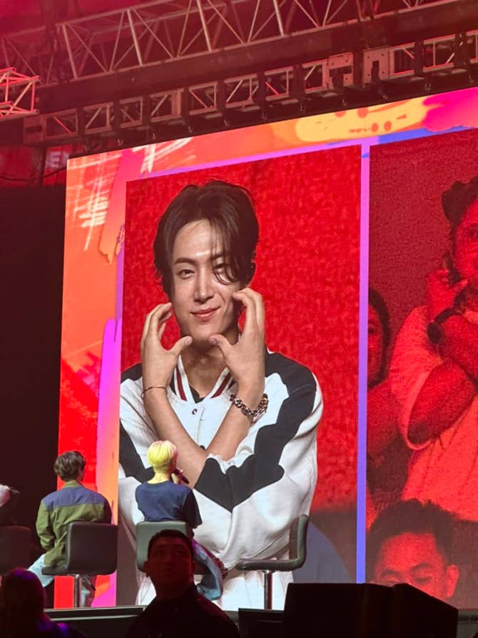 ENHYPEN Community Posts - POGI #JAY #ENHYPEN #FANMEET #MANILA