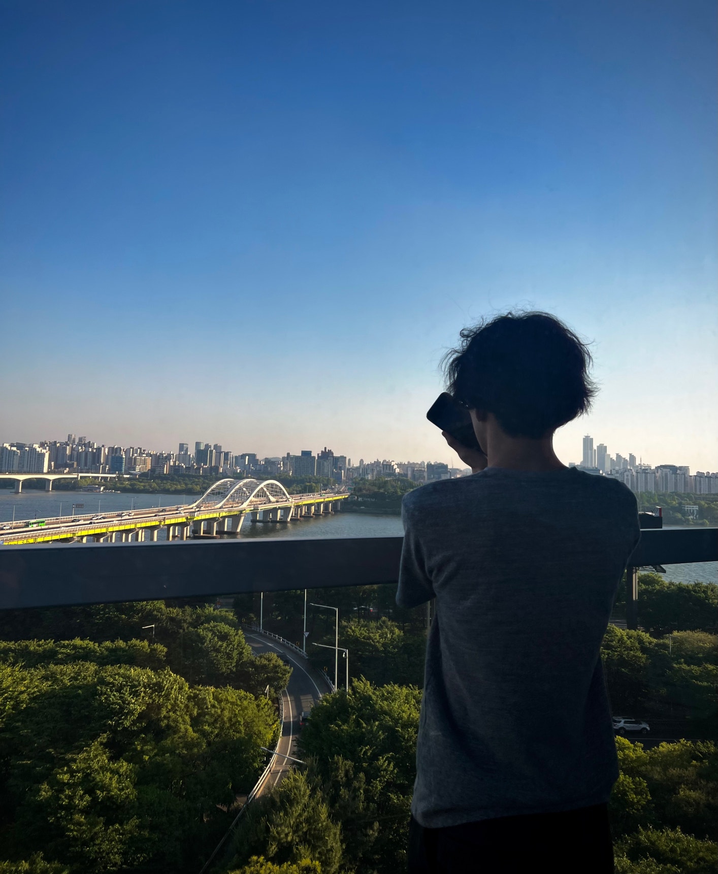 Treasure Community Post 오늘의 사히 ☀️ 그리고 이건 생일 때 사히한테 받은 선물 🐾💝 Jihoon