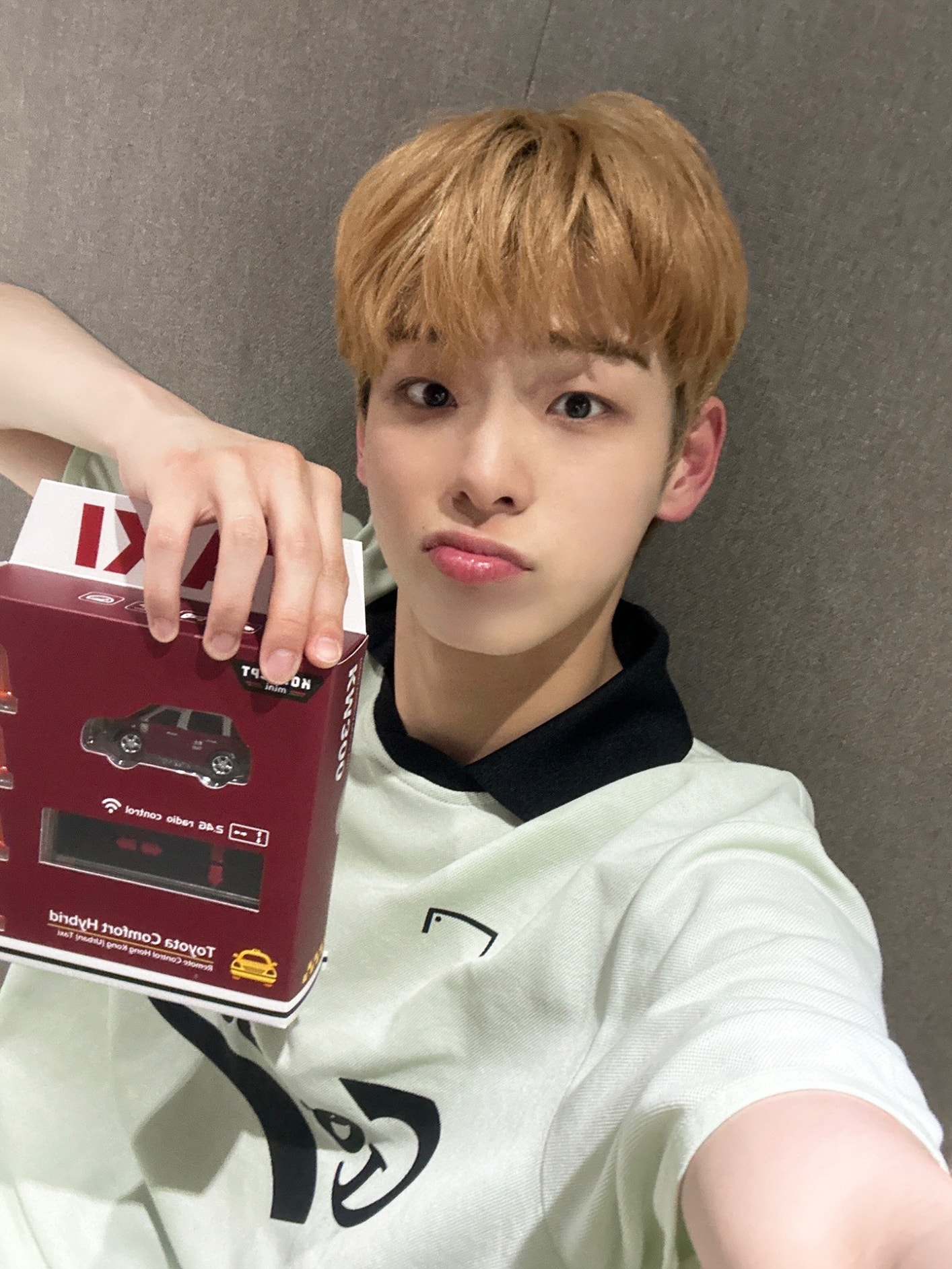 Post de la Comunidad 82MAJOR - 고마워 형들~ - KIM DO GYUN