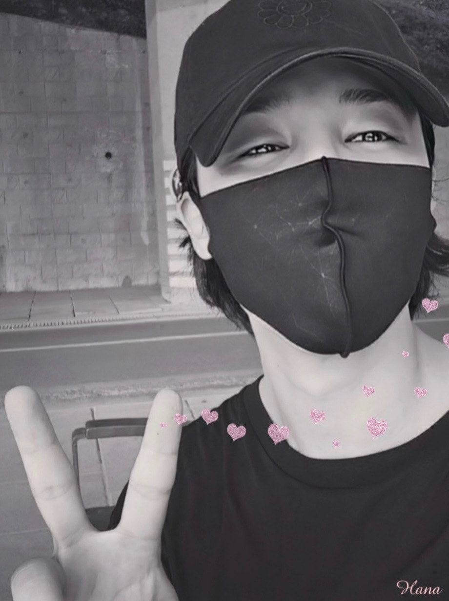 Bts Community Posts 지민♡♡ 오늘은 조금 쌀쌀한 아침입니다 벌써 아침은 먹었나 기쁜 소식을 들었습니다