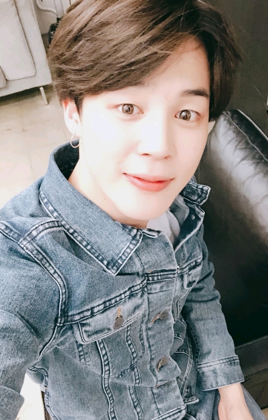 Bts Community Posts 지민아 오늘도 그냥 사랑해요 어제 보다 오늘 오늘 보다 내일 너무 많이 사랑해요 보고싶어