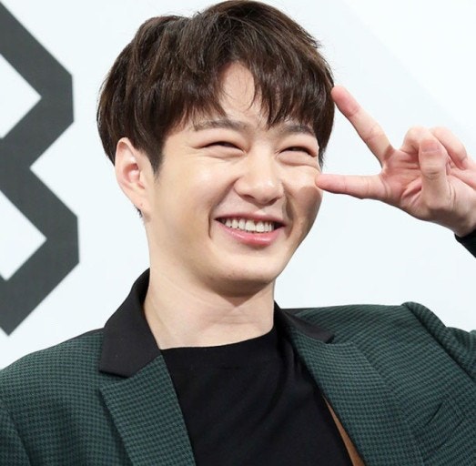 BTOB Community Post - 그냥 존재만으로도 설렌다… ️ ️ ️