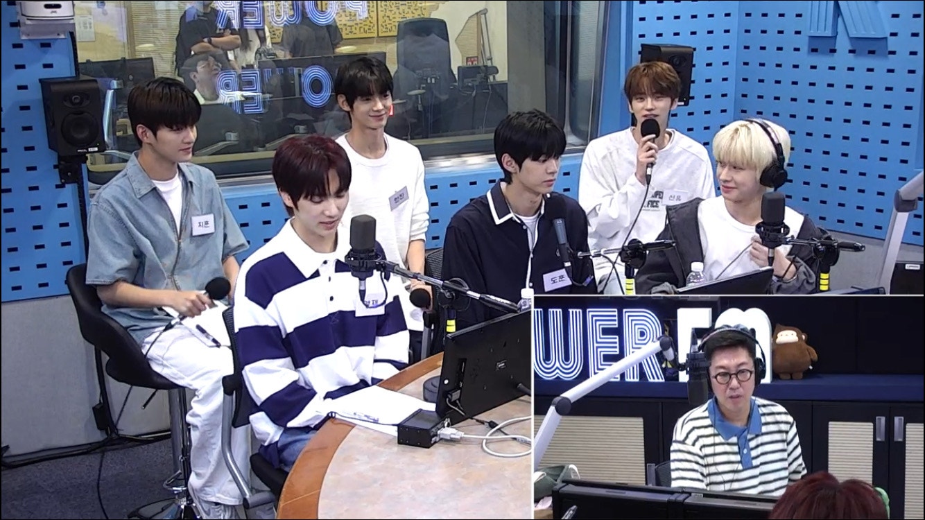 Tws Community Post 아침부터 눈이 정화~~ 우리애들 이쁜것좀 보세요🩵🩵🩵 타이틀 혹시너를 좋아하는 천만가지