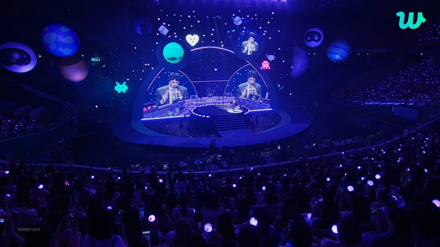 BTS Community Post - beautiful stage for our beautiful Kim Seokjin