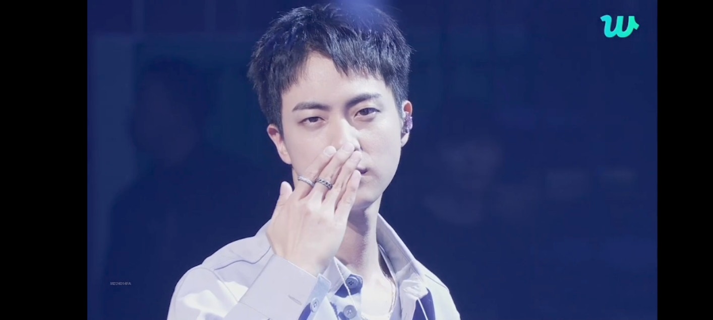 BTS Community Posts - Buenos días army guardado el beso mas hermoso que ...