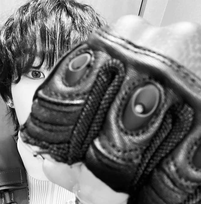 Treasure Community Post 힘찬 킹콩 무대 해냈다 나쁜 밉 개 꾀강아지 사랑 트메 얍 👊🏻 Jihoon