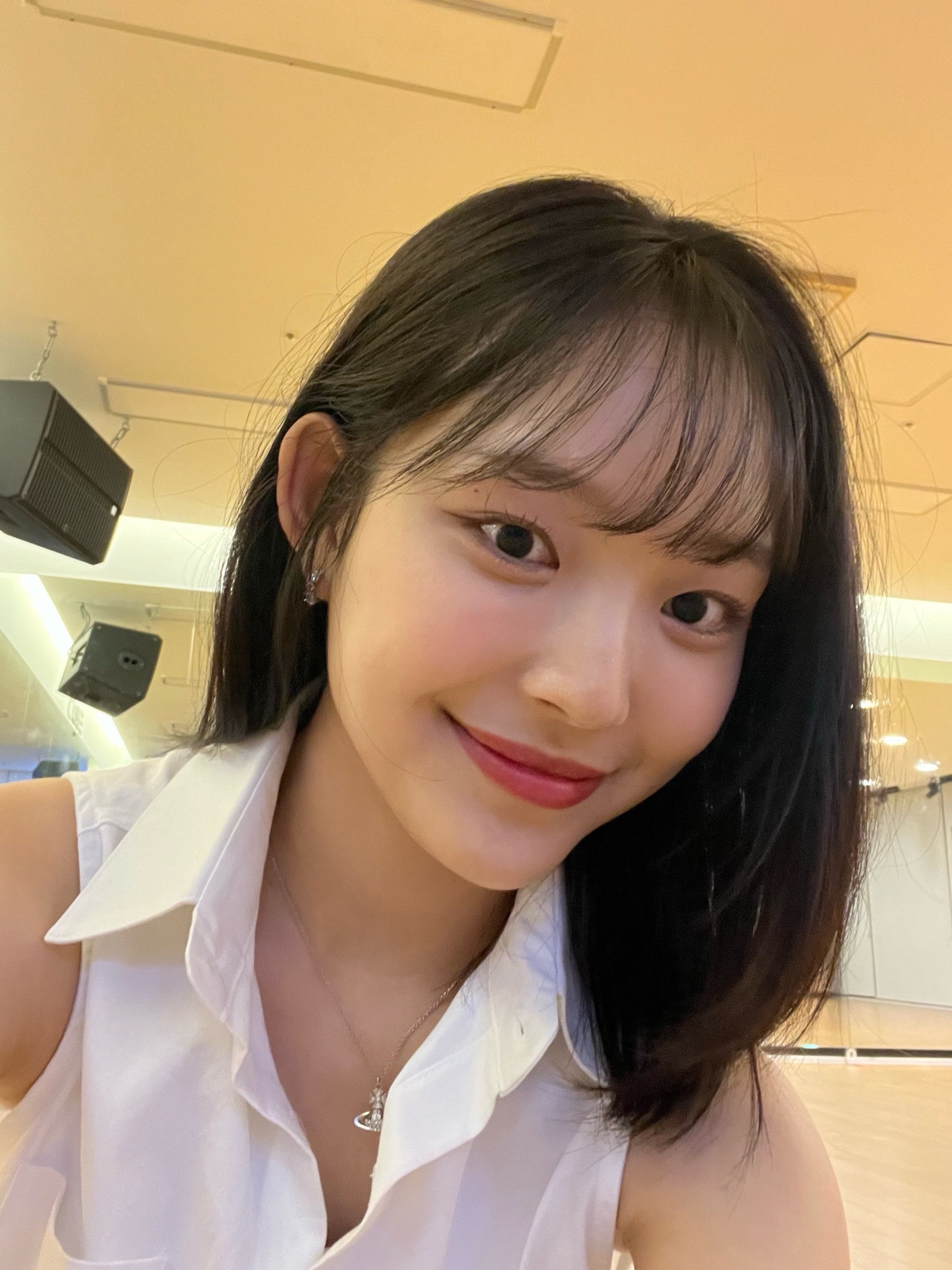 Lightsum社群貼文 썸잇 그리구 멤버들~~~ 생일 축하해 줘서 고마워요 ️ 오늘 하루 축하도 많이 받구 사랑도