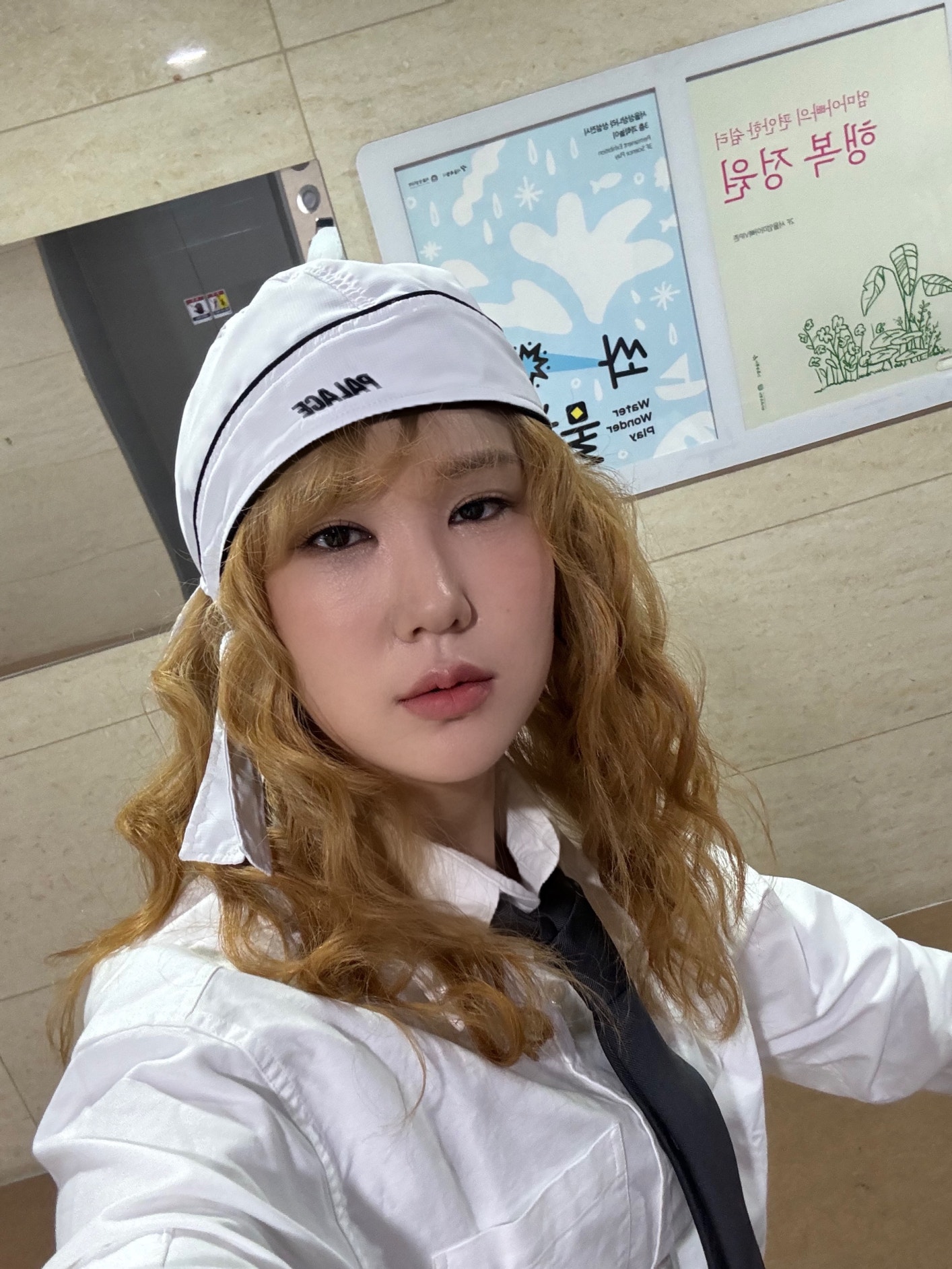 Wolf'Lo 커뮤니티 포스트 - 🌻 1. 내가 찍은 나 2. 슬릭쌤이 찍어주신 나 3. 초코쌤이 찍어주신 나 4. 할루쌤이 ...