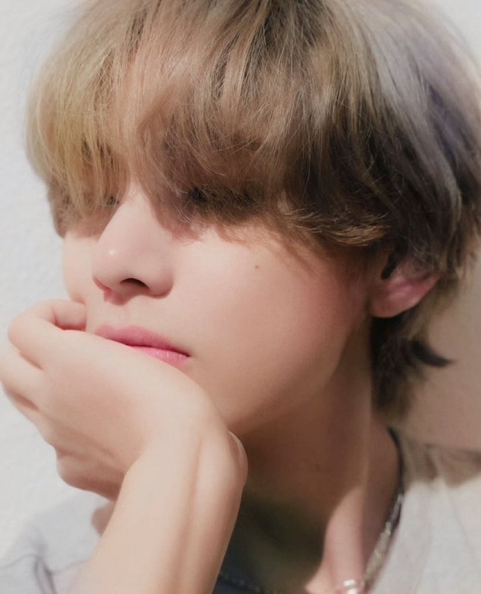 BTS Community Post - #dear_v_from_army 💜태형씨💜 💜그리워요…🐻🌈🐻💜 💜가슴이 뭉클해지다…🐻💓🐻💜 ...