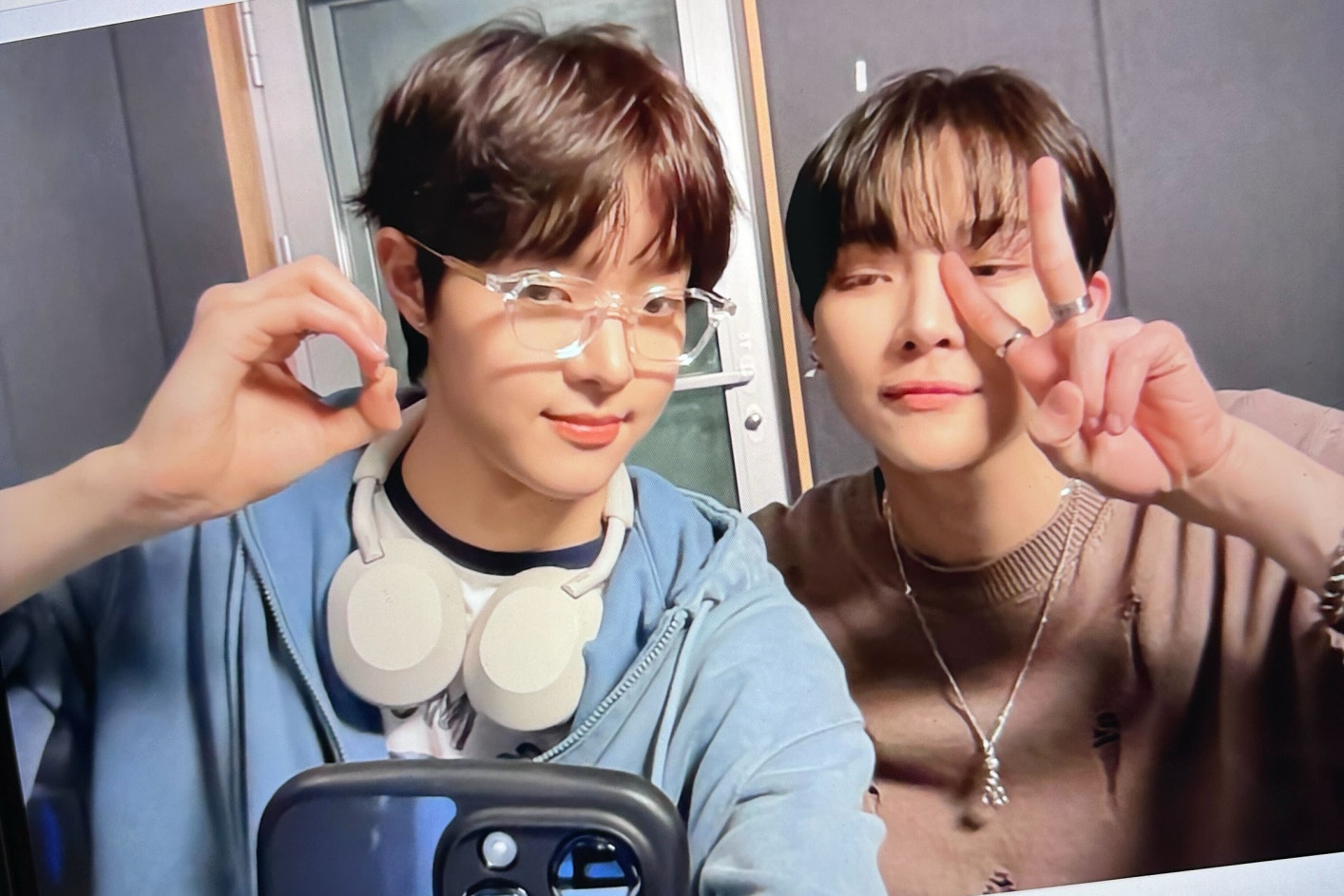 &TEAM Community Post - 💘날려줘 빨리👼 Ph-1 선배님 감사합니다🥹 ️ - EJ