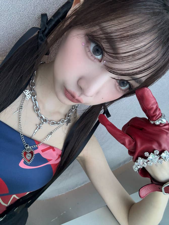 Wooah Community Post 도시락도 잘 먹었어요 고마워요🥹 ️🔥 내일도 힘내봅시다 곧 만나요🤍 Minseo