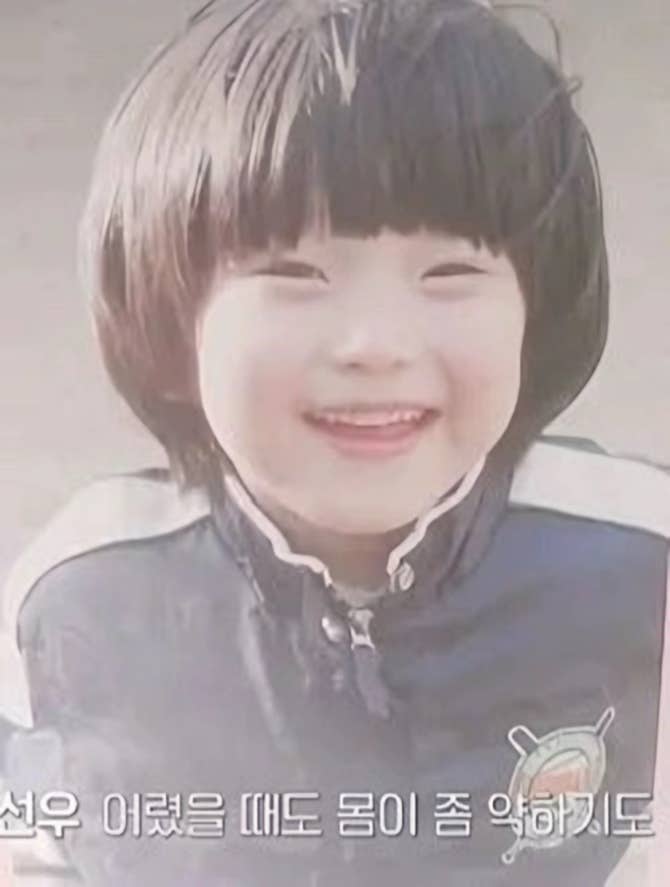 Enhypen Community Post 이렇게 웃으면서 웃으며 자랐어요 생일 축하해요 사랑하는 선우